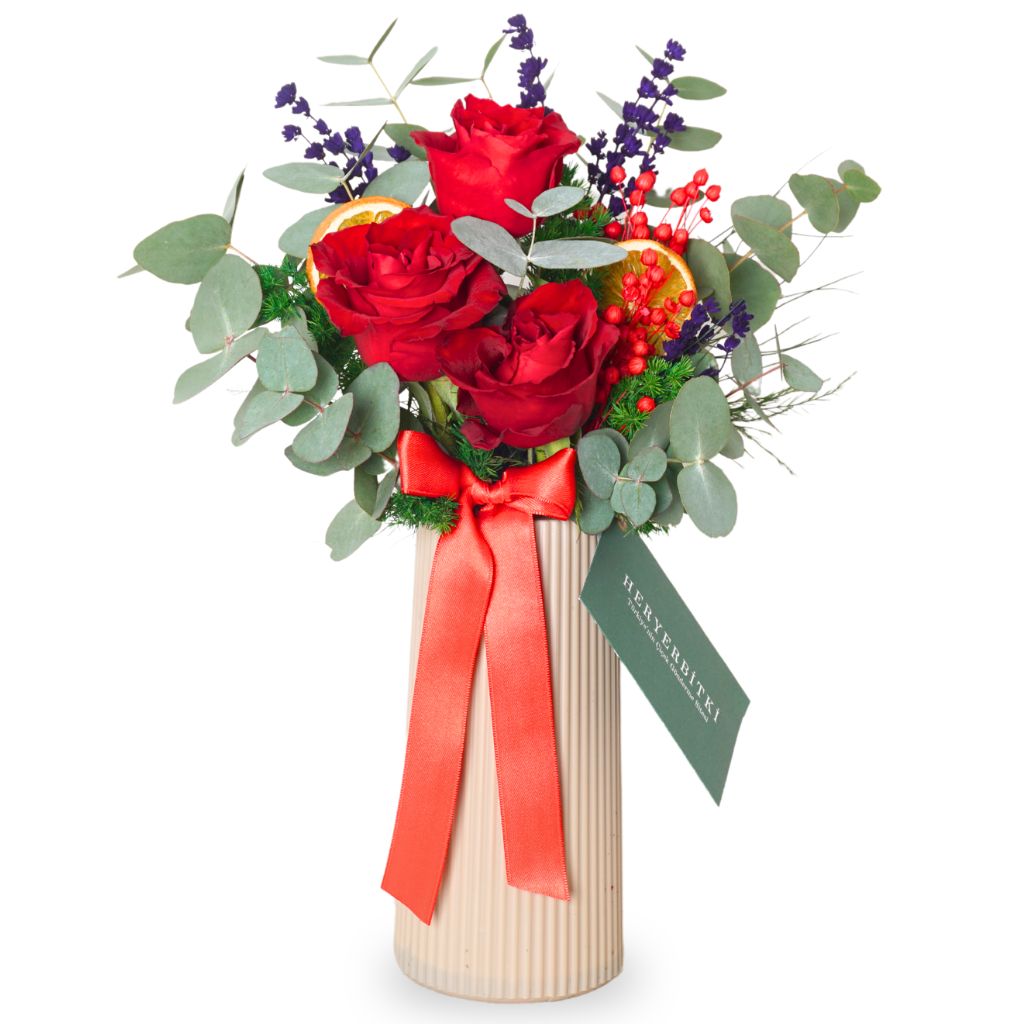 Ruby Embrace 3 Kırmızı Gül - Heryerbitki
